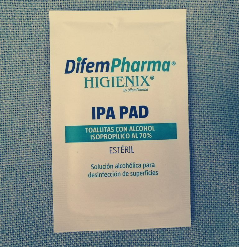 TOALLITA ESTERIL DESINFECTANTE CON ALCOHOL ISOPROPILICO AL 70% (1 ...